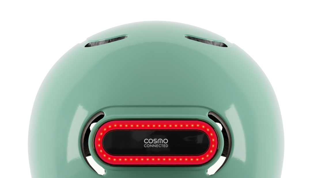 Casques citadins avec éclairage connecté et détection de chute