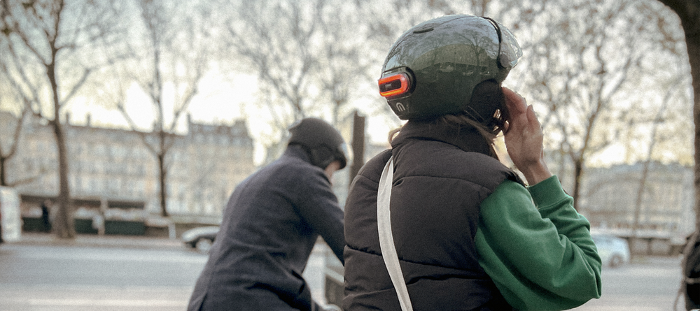 Secure your bike and scooter journeys |Cosmo Connected